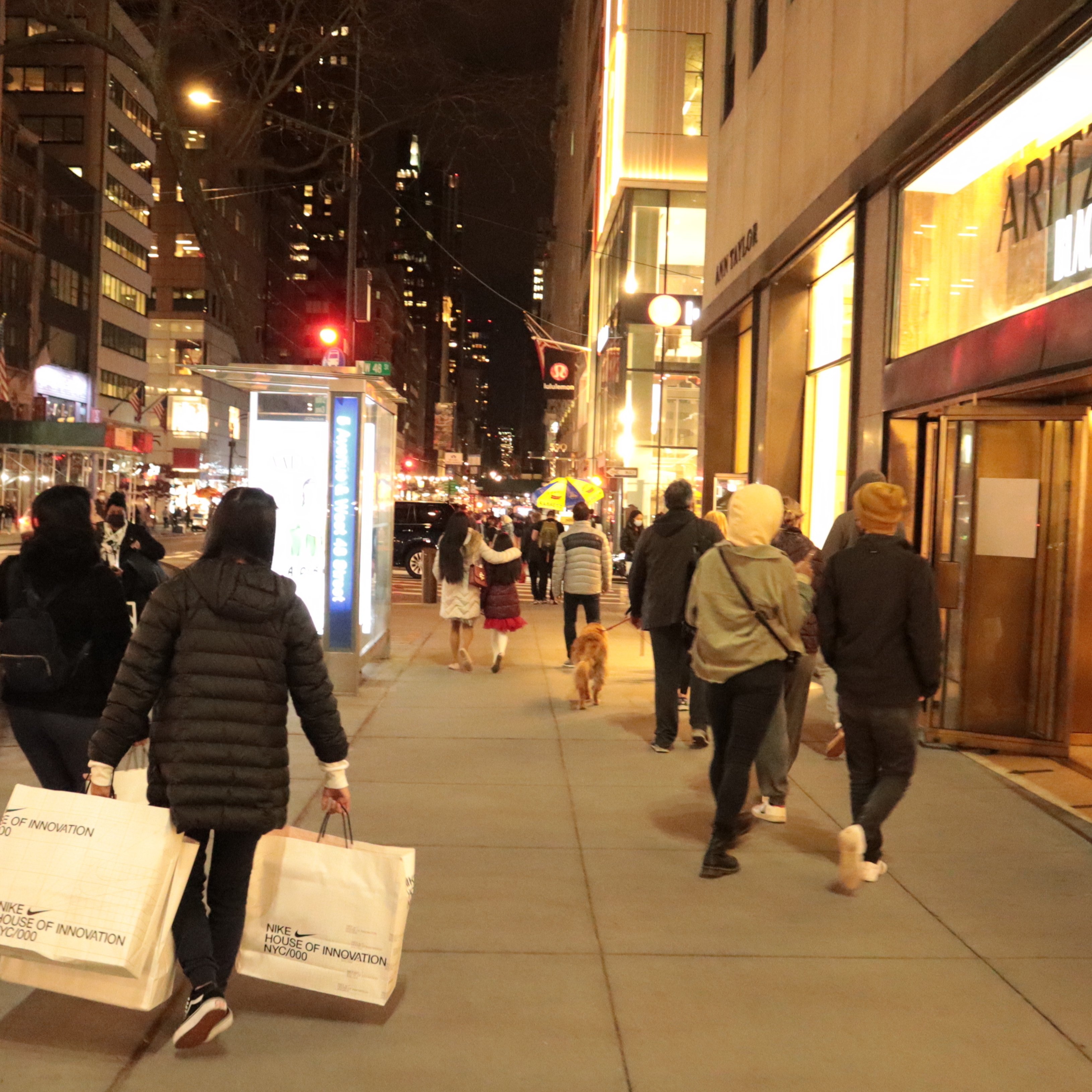 Black Friday, Midtown, Manhattan｜NYC Photo｜Shintaro Tanaka｜2020.11.27｜田中真太郎｜Shintaro Tanaka ...