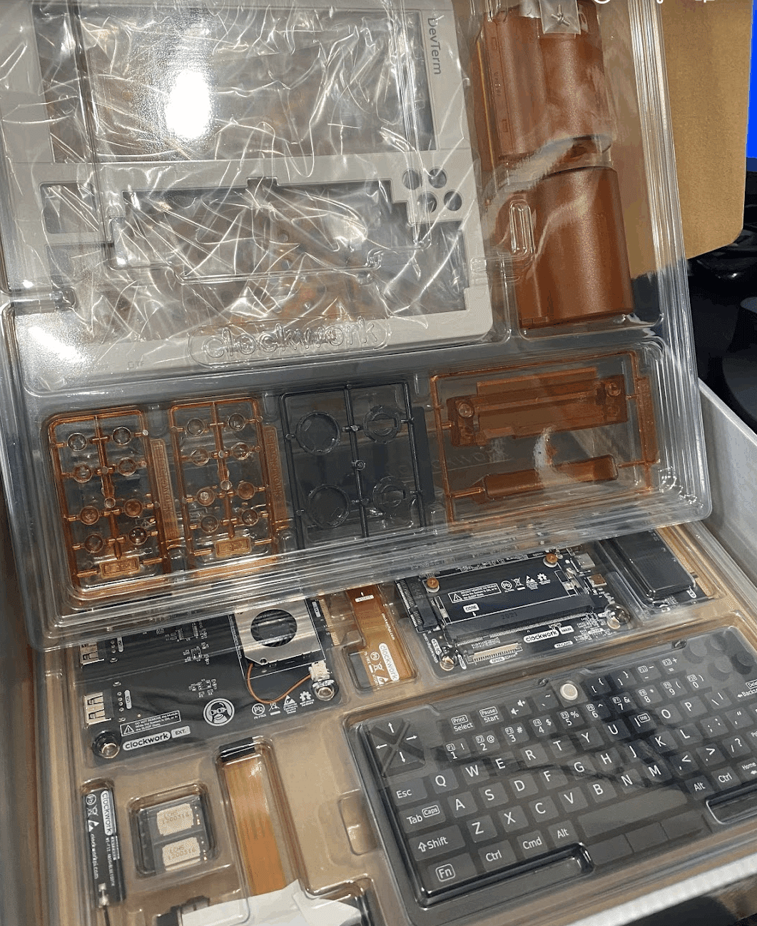 ClockworkPi DevTerm入手！｜horiken