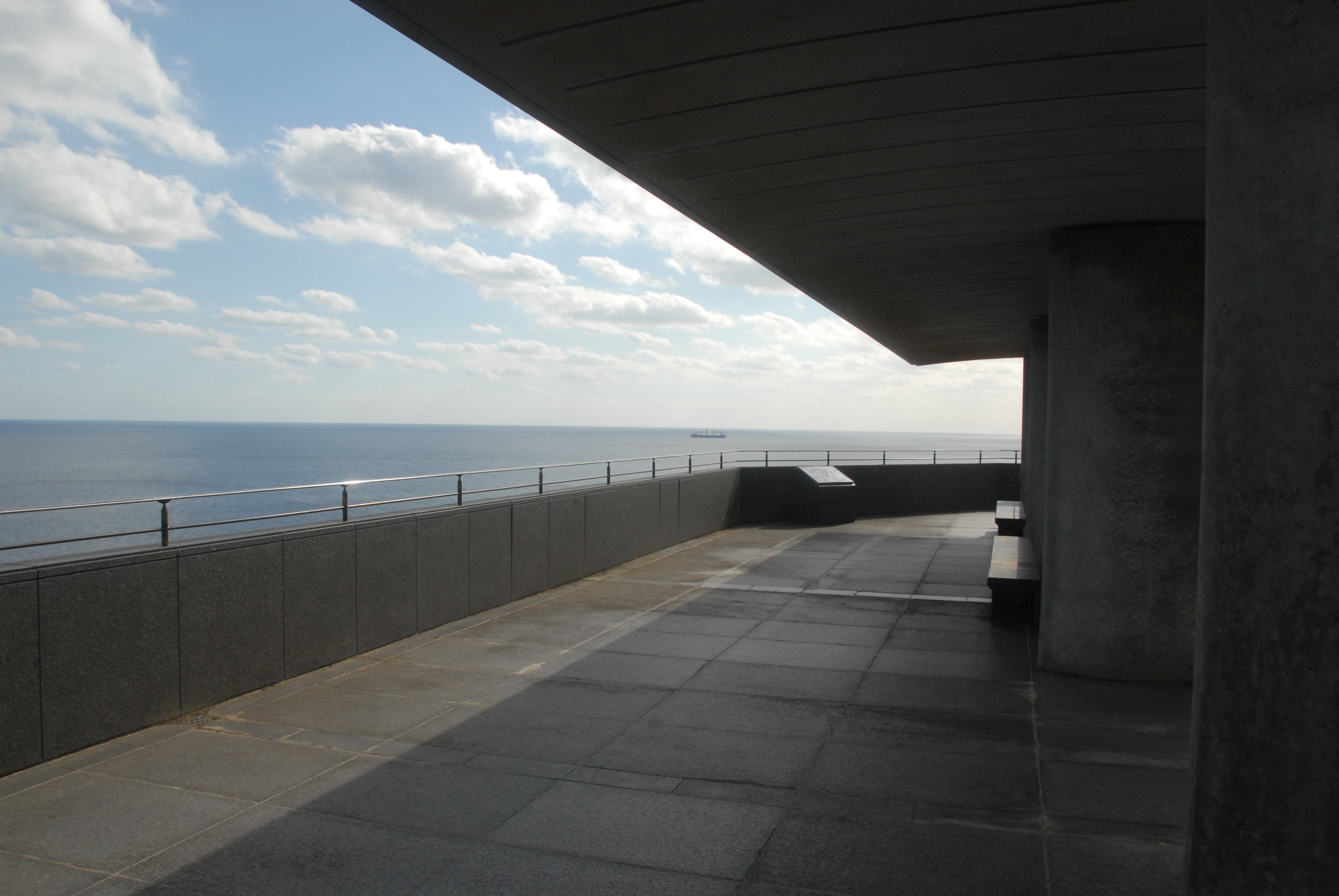 愛国知祖之塔(愛知県)｜38gi.ryu