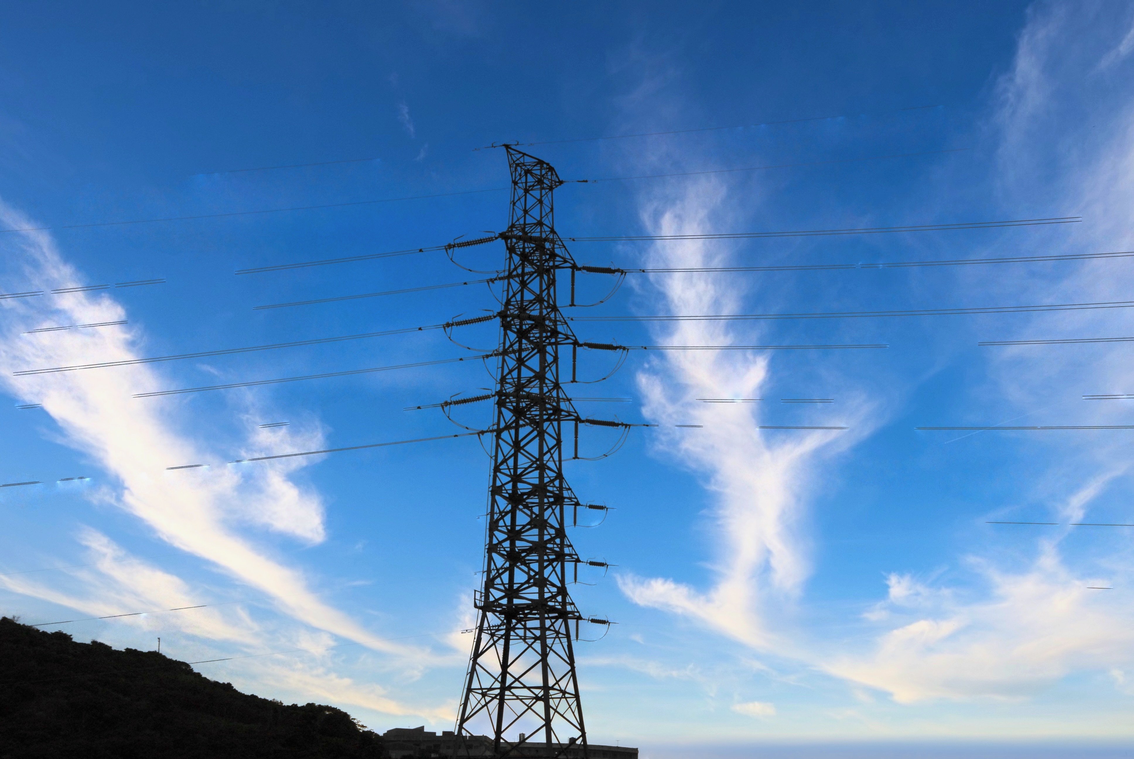 鉄塔と船｜38gi.ryu