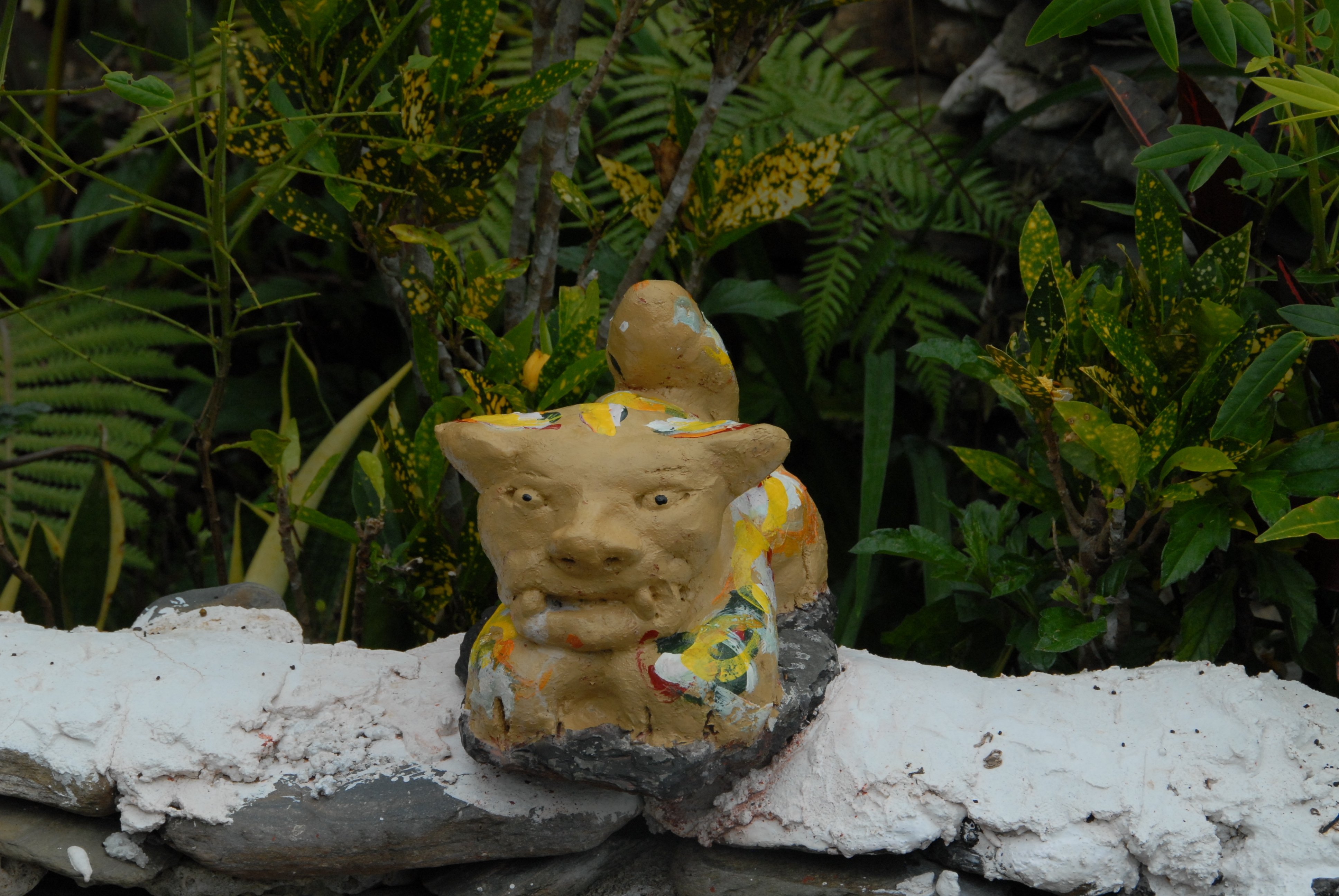 ヤンバルで見つけたシーサー05｜38gi.ryu｜note