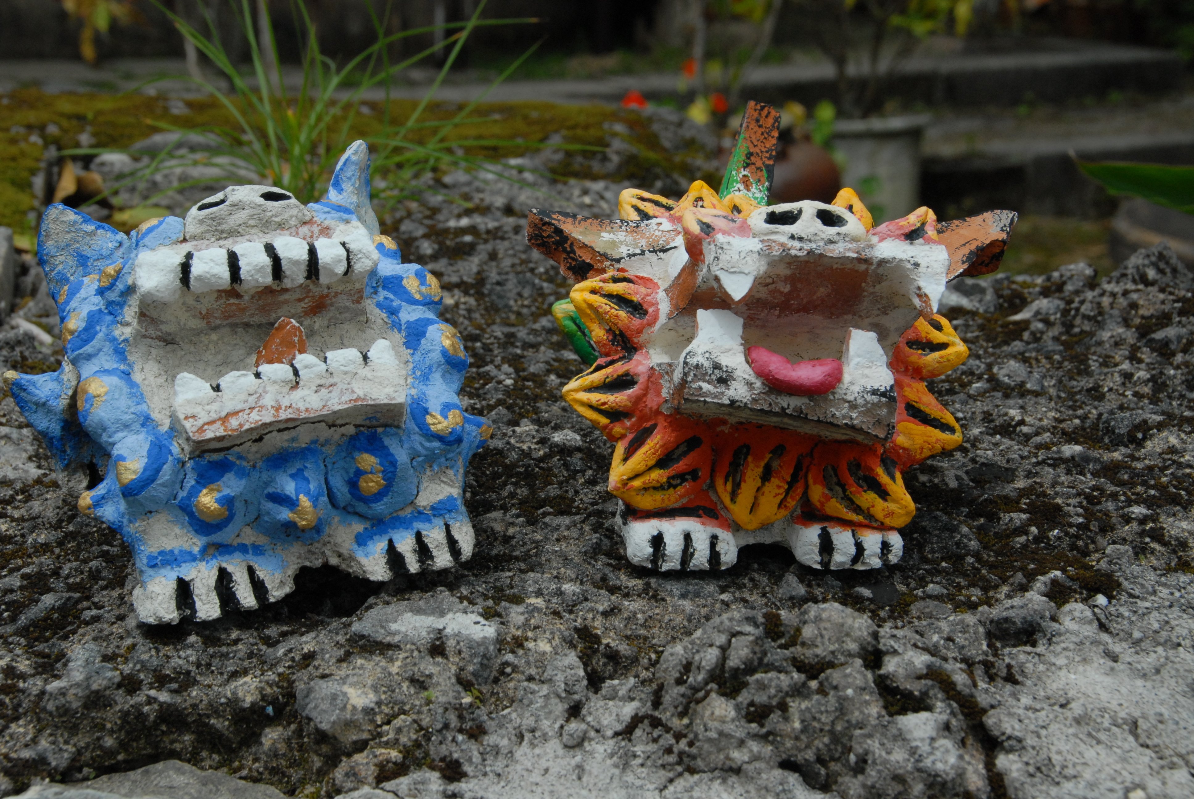 琉球村のシーサー2｜38gi.ryu