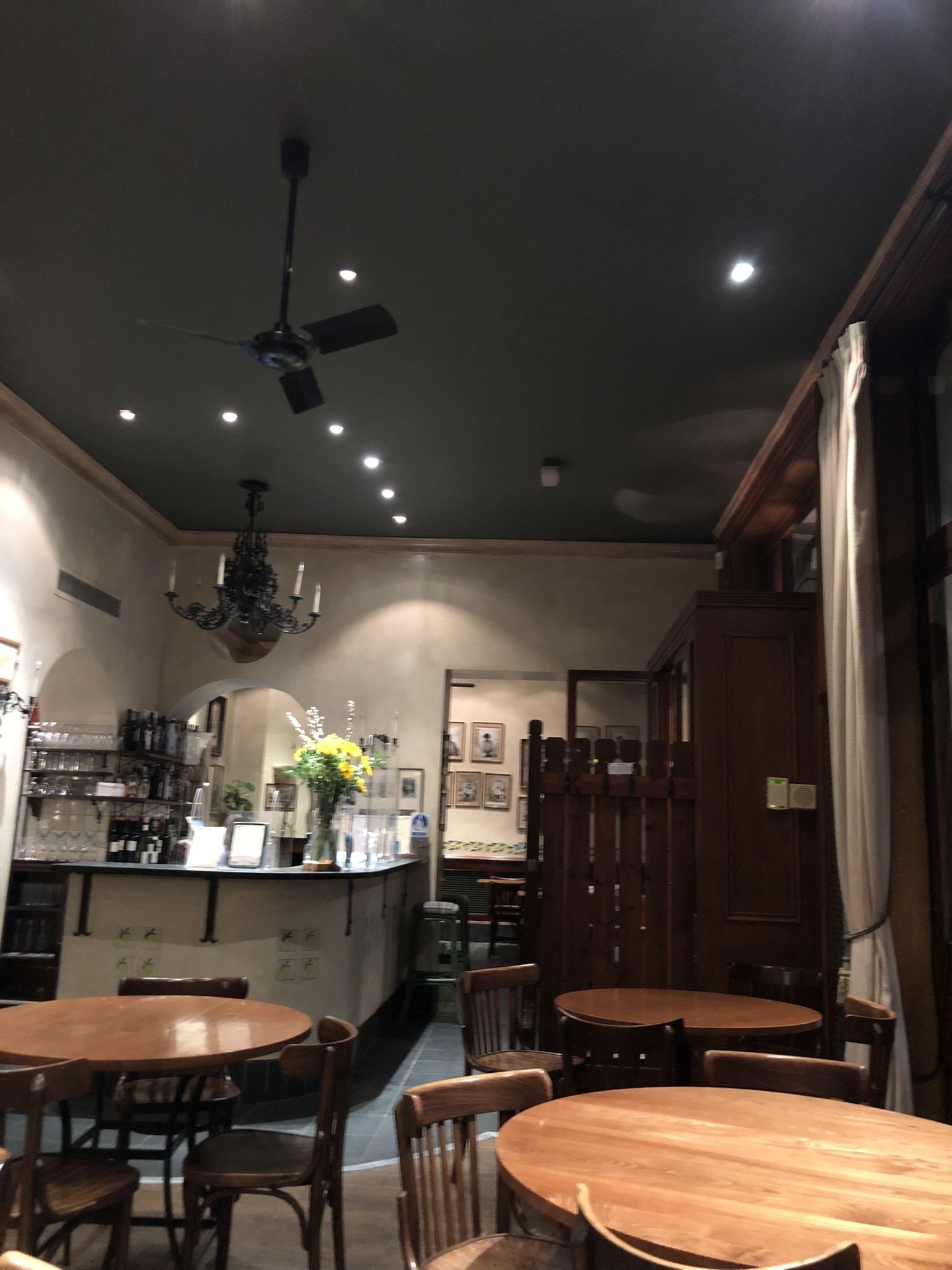 UK photos - Greek restaurant “Lemonia”, Primrose Hill｜ted2lasvegas｜note