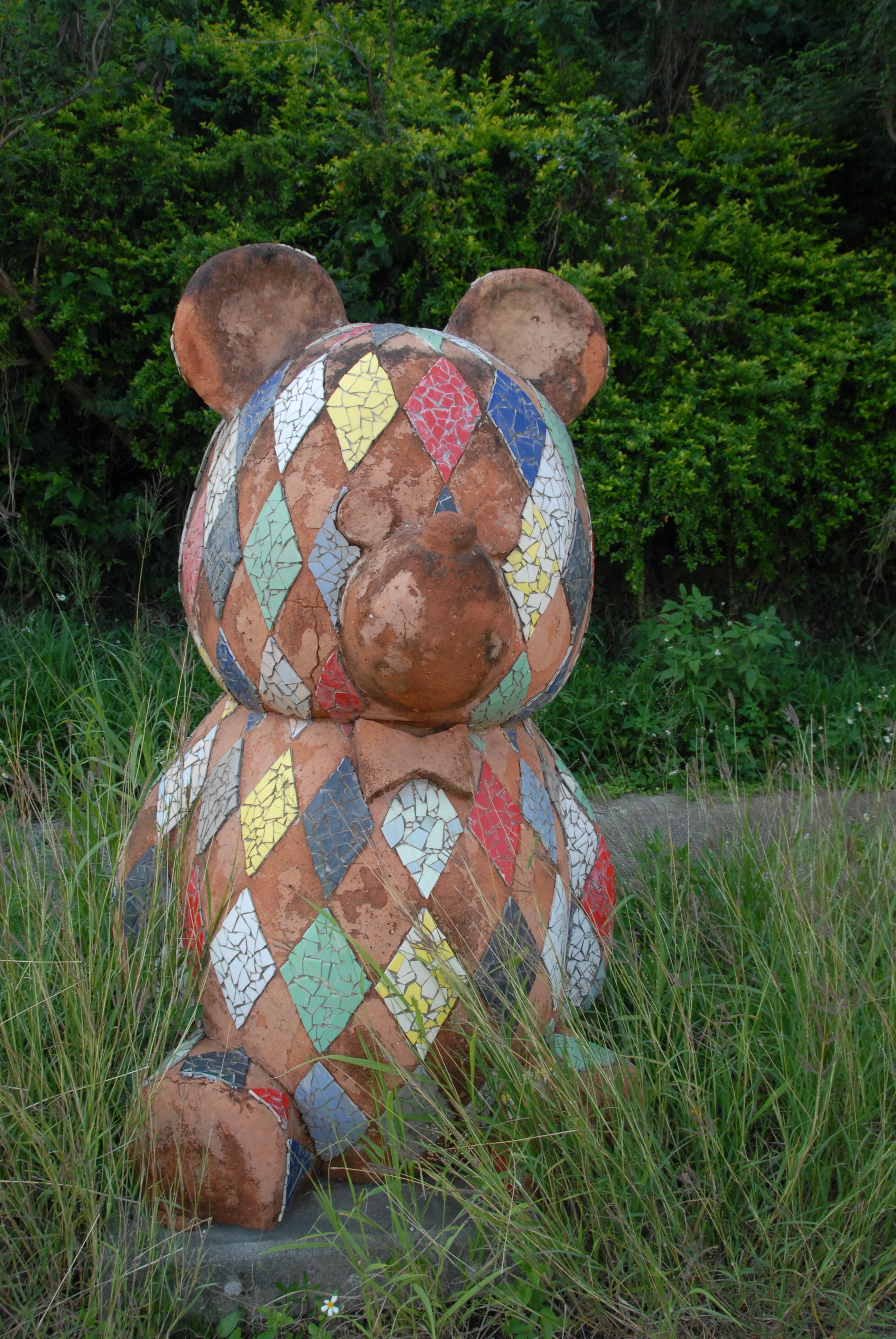 県道81号線沿いのオブジェ(北中城村)7｜38gi.ryu
