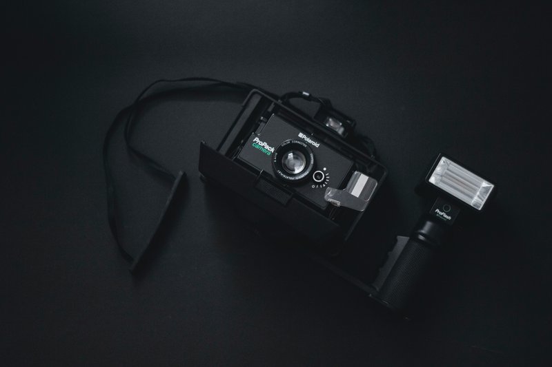 一眼で集合写真をバッチリ撮る方法｜山本宏樹/delta creative ltd