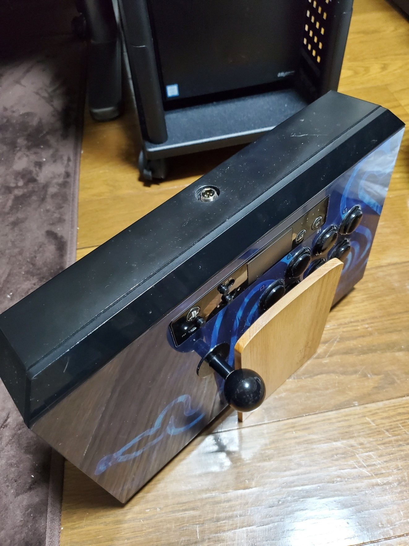 Razer Panthera(旧型)に自立を促す会|ぱよ Razer Panthera(旧型)に自立を促す会|ぱよ