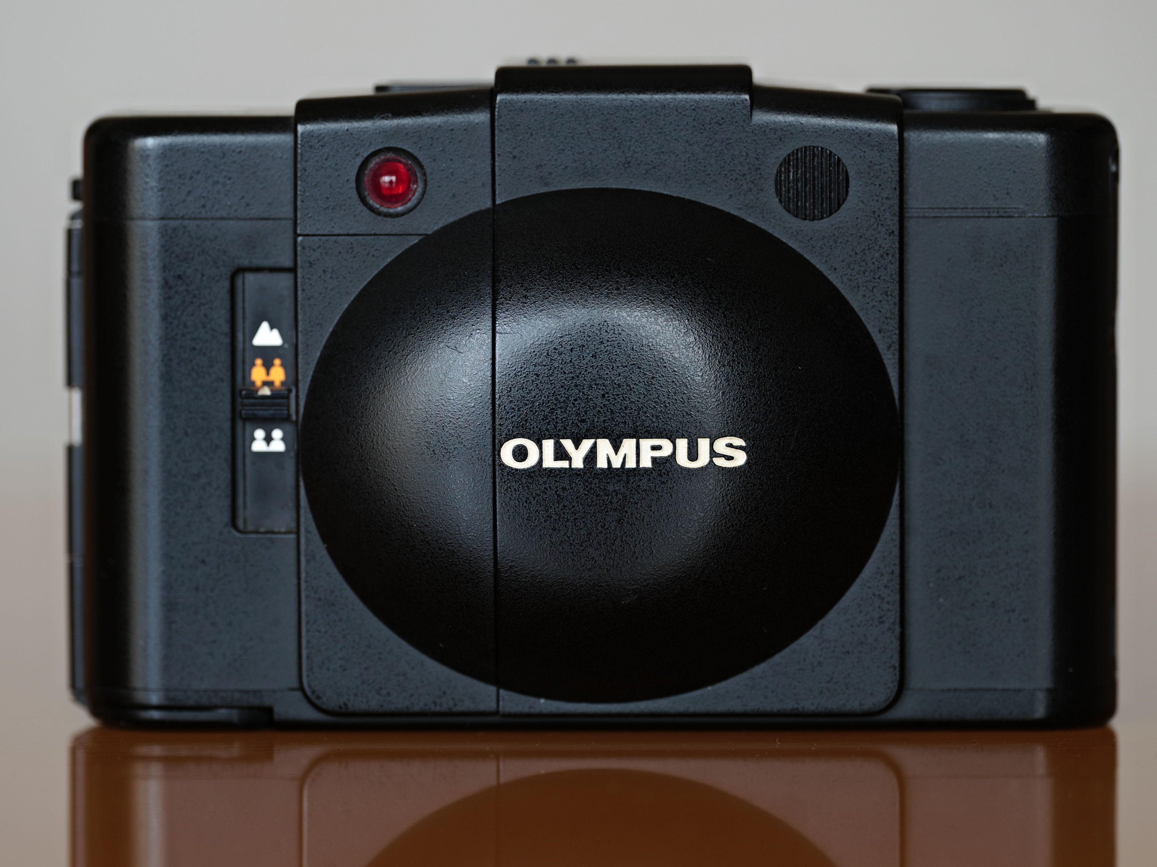09 OLYMPUS XA2|spinozamotors 09 OLYMPUS XA2|spinozamotors