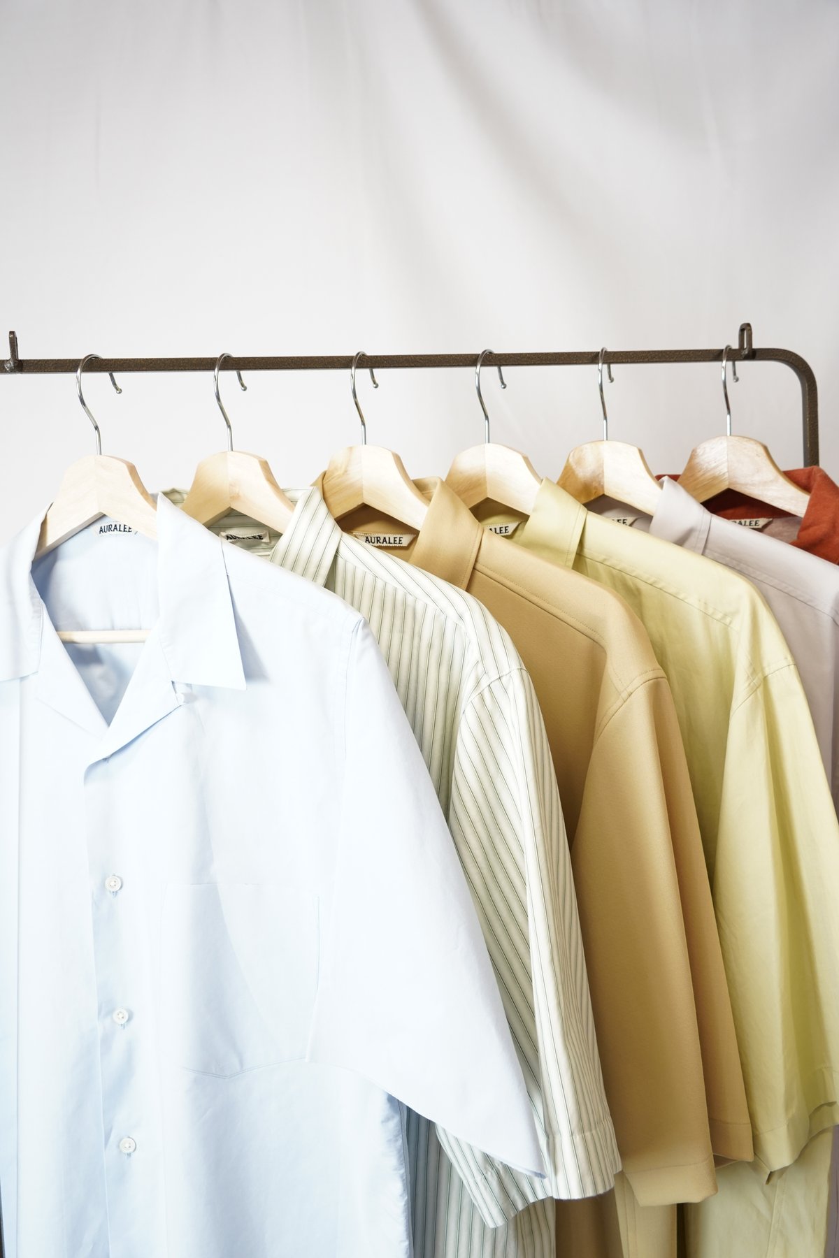 【レビュー】肌触りが良い！AURALEE(オーラリー）BABY CASHMERE KNIT の着用感を紹介！｜collEcoファッション編集部