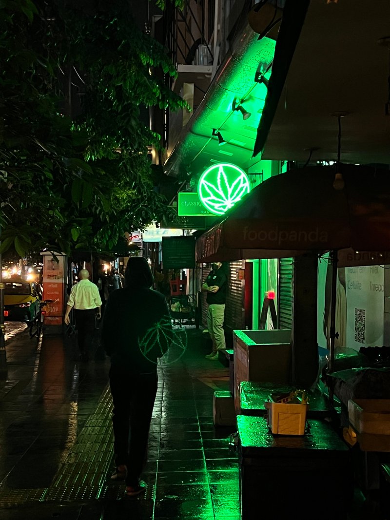 バンコク2022：都市の神話~都市観察記1｜Yuta Ito