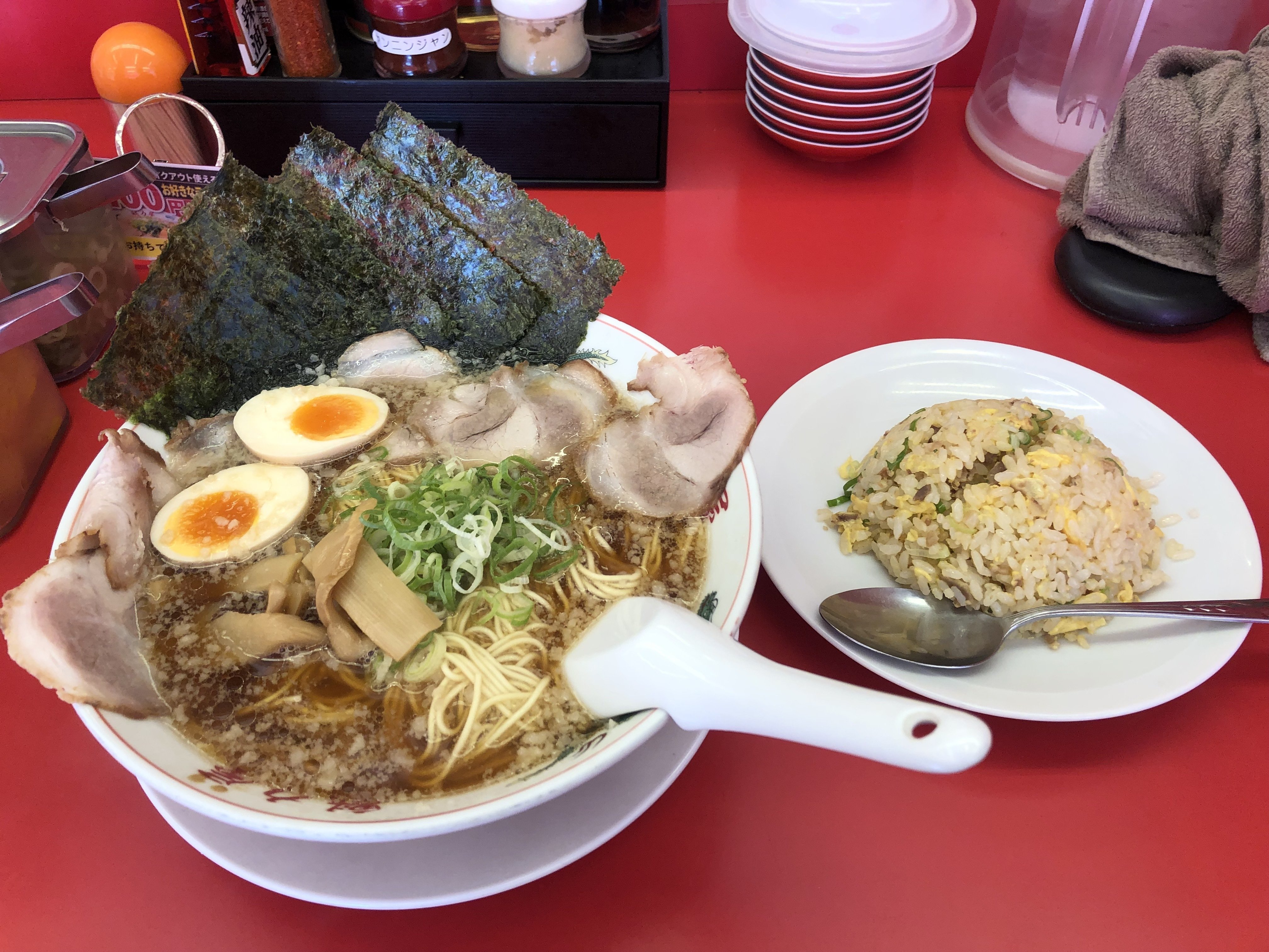 京都発の醤油ラーメンを食す｜OFFICE NAMEKO｜note