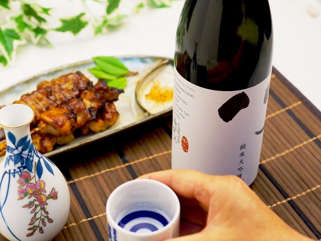 おはようございます。 今日10月1日は日本酒の日です。 新米で酒造りを始める頃に由来するとか。 新酒が楽しみです。 おはよう 日本酒