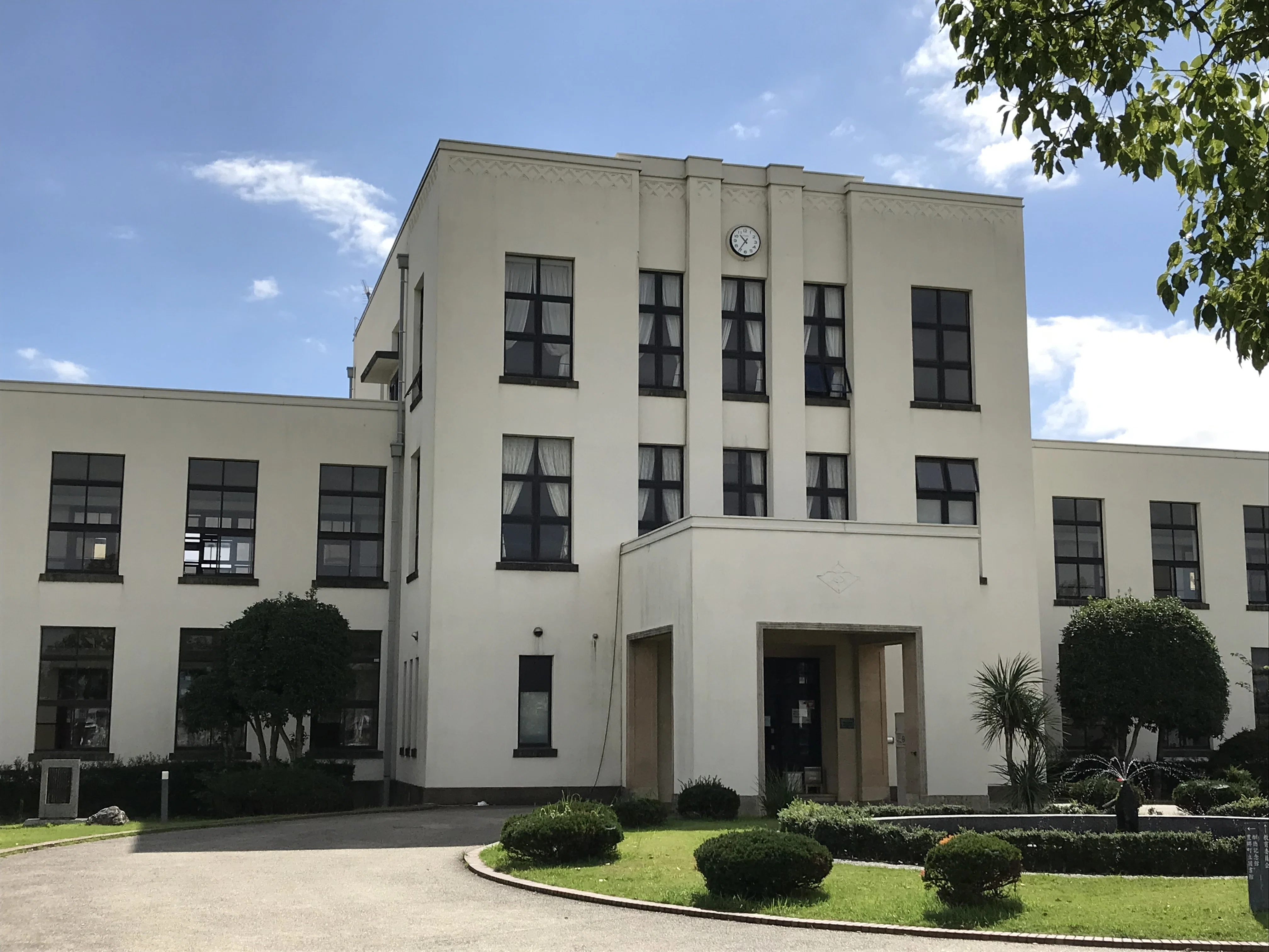 小学校：Toyosato Elementary School Old School Buildings：JAPAN : SPYAMATO｜SP ...