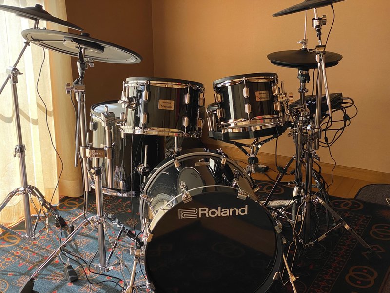 Vドラムの搬入＆組み立て（2台）｜hikodrums