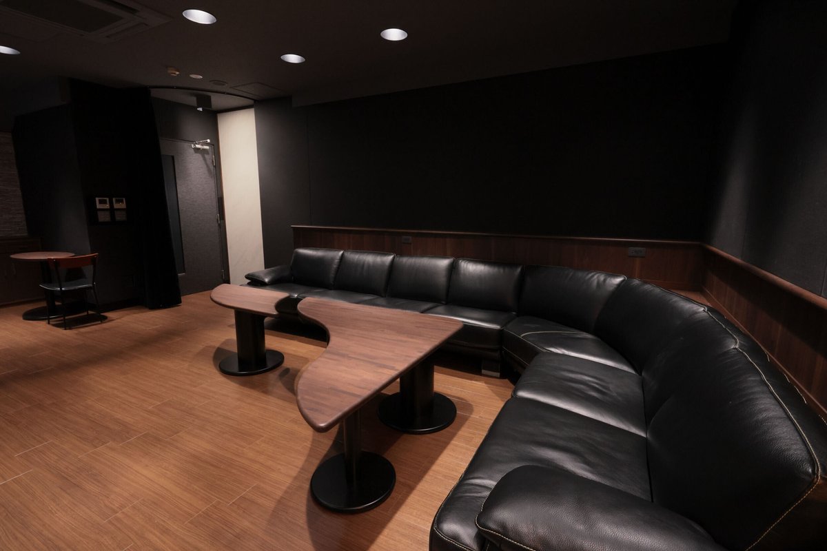 E-4 "FilmLight Baselight TWO" HDRグレーディングルームがリニューアル｜L'espace Vision の "note"