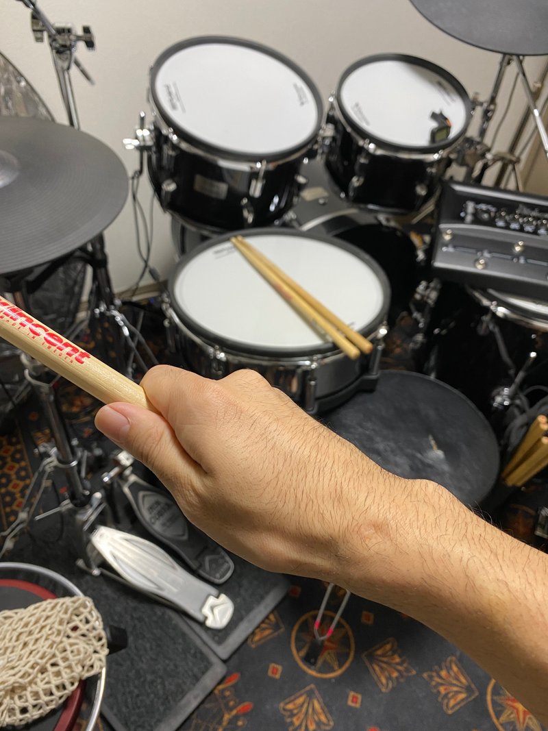 スティックの持ち方。｜hikodrums｜note