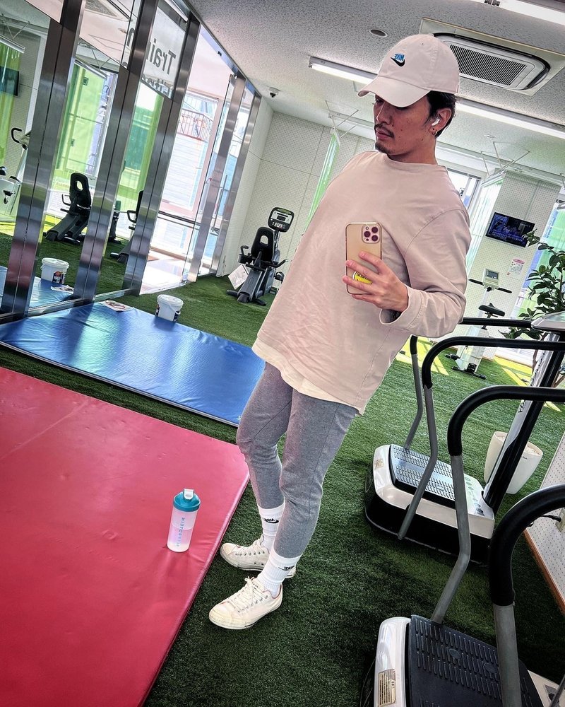 返済のすゝめvol.33 〜2億円の負債を返済日記〜 ジムから始まり、、保育園のサンタをこなす今日｜taikihorikawa｜note