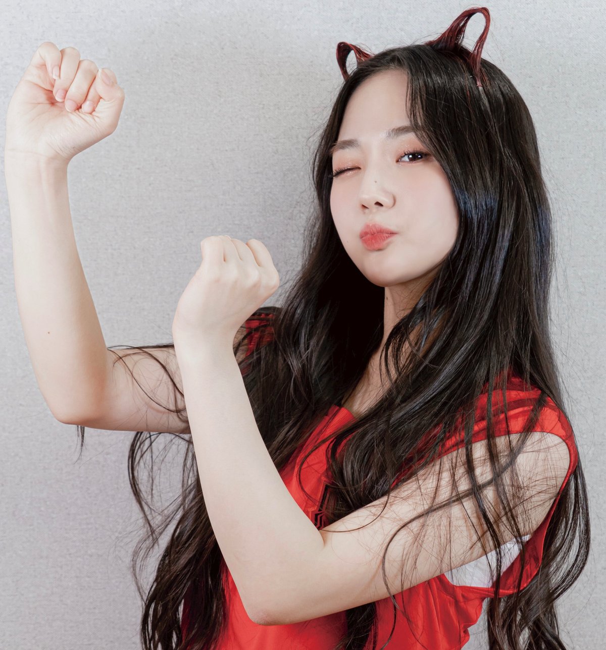 tripleSの公式コミュニティー、Discordとは？初めての入り方から使い方まで！｜Lash (tripleS)