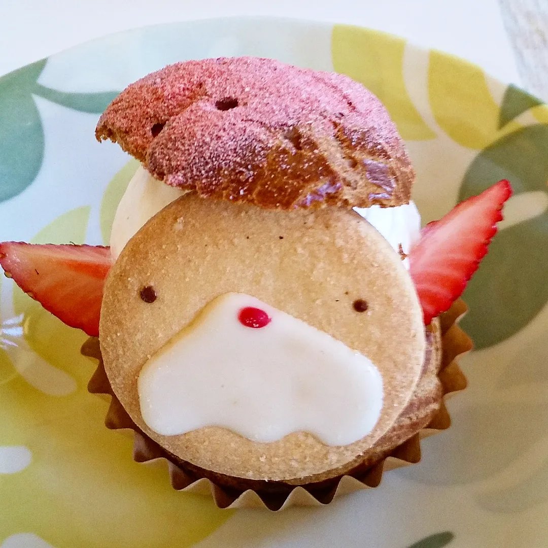 サンタ🎅のシュークリーム新井薬師前シュマーレ｜Lotus.KT