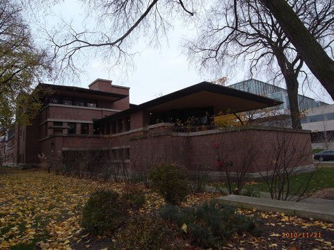 暑苦しいフランクロイド・ライト｜koki