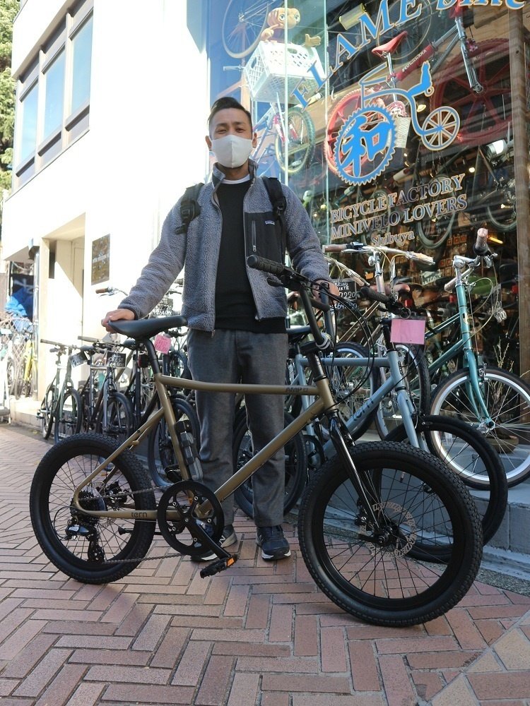 12月25日 渋谷 原宿 の自転車屋 FLAME bike前です｜ミニベロ (小径自転車) 専門店 FLAMEbike 渋谷店
