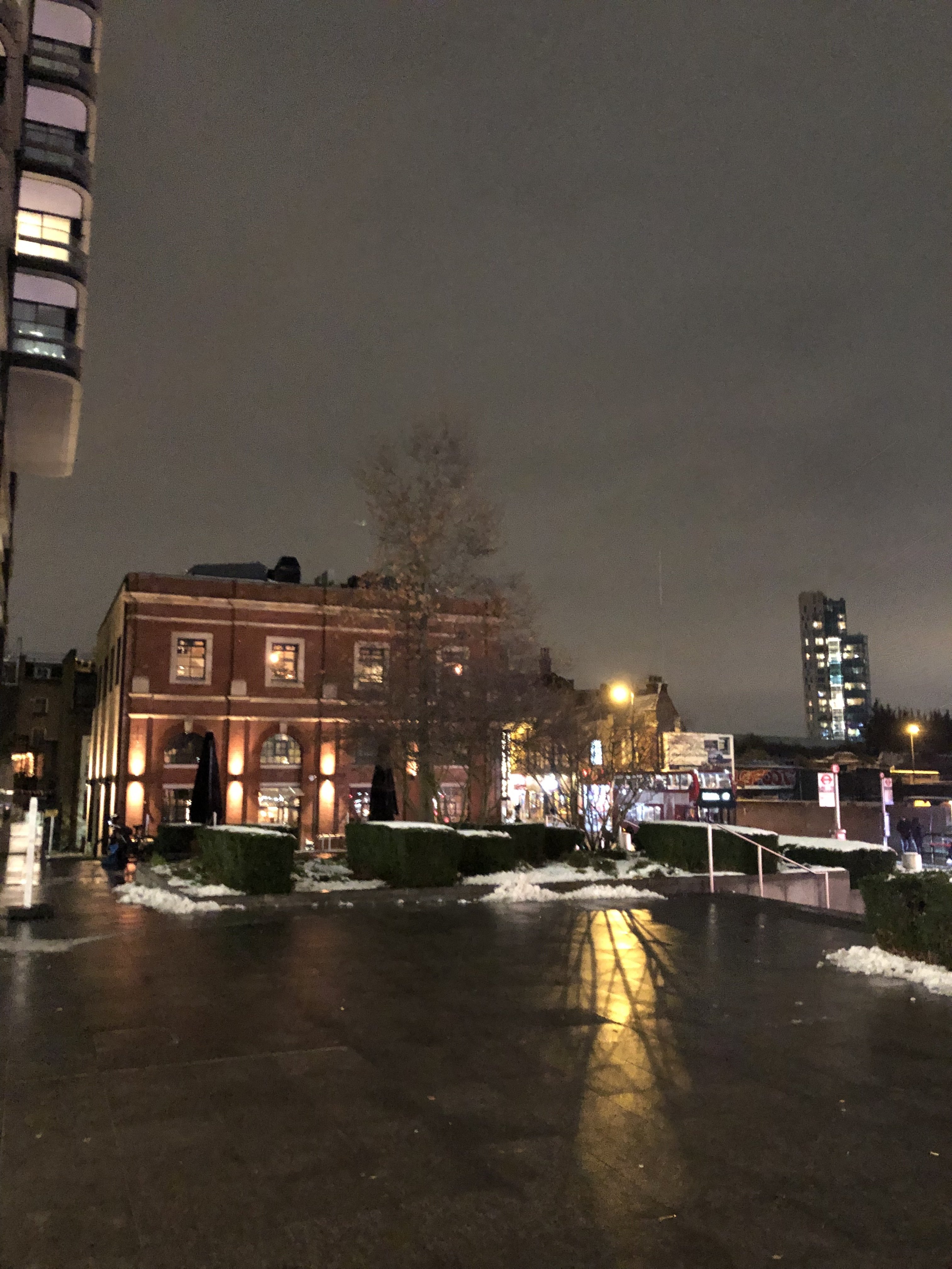 UK photos - Bar “Vagabond Shoreditch” near Liverpool street station ...