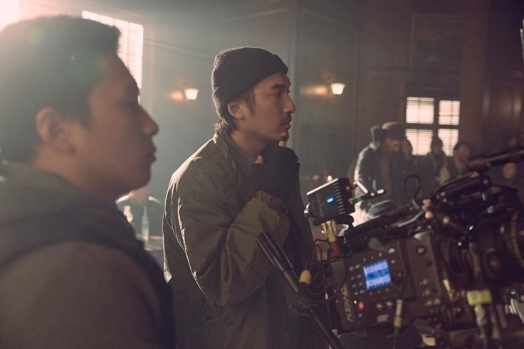 ニュージーンズ "Ditto" MV制作 シン・ウソク監督 インタビュー（1部）/メロンマガジン 2023.01.01 日本語訳｜emma