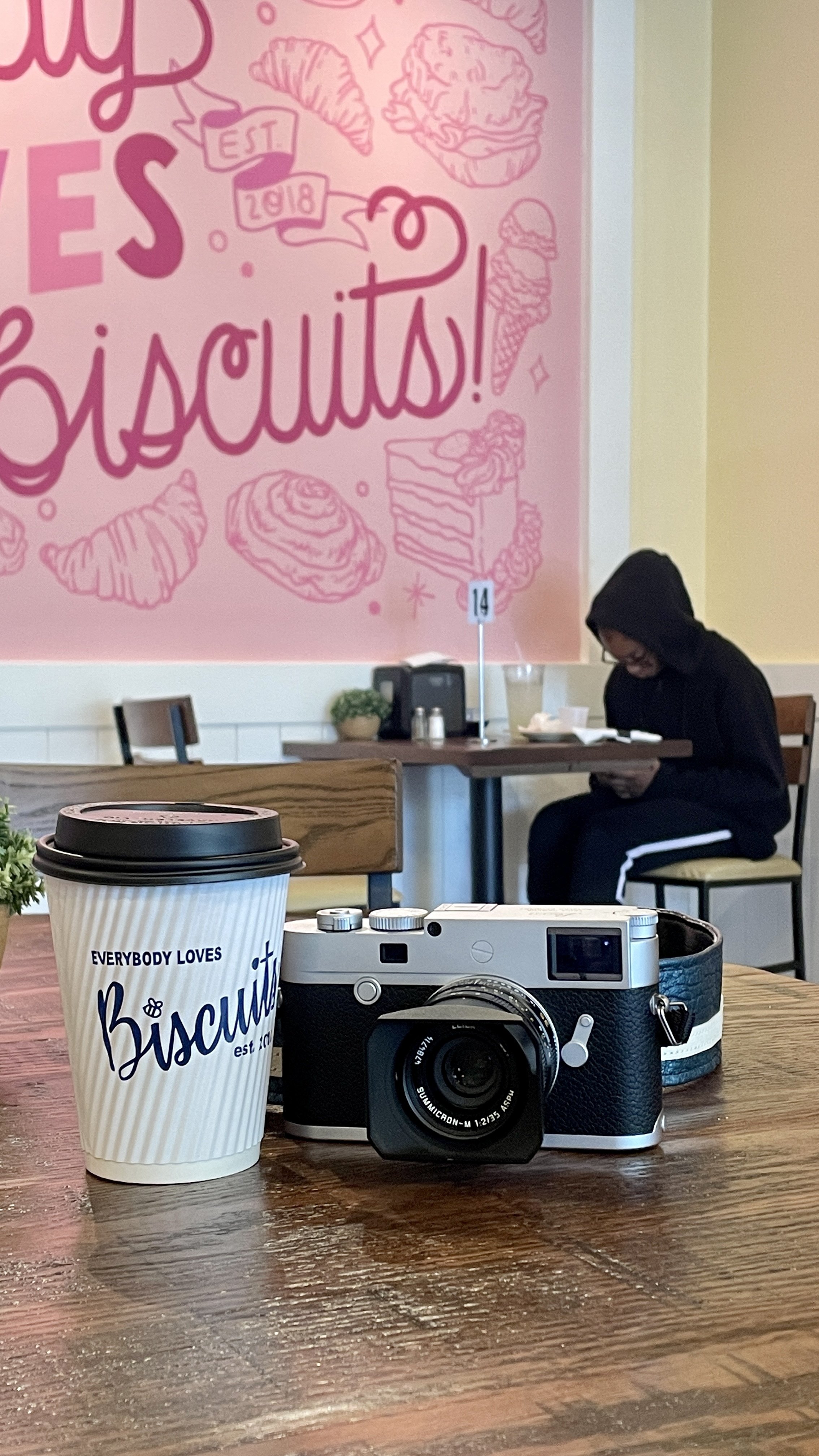 カフェとカメラ、時々ビール｜MOJA MOJA｜note