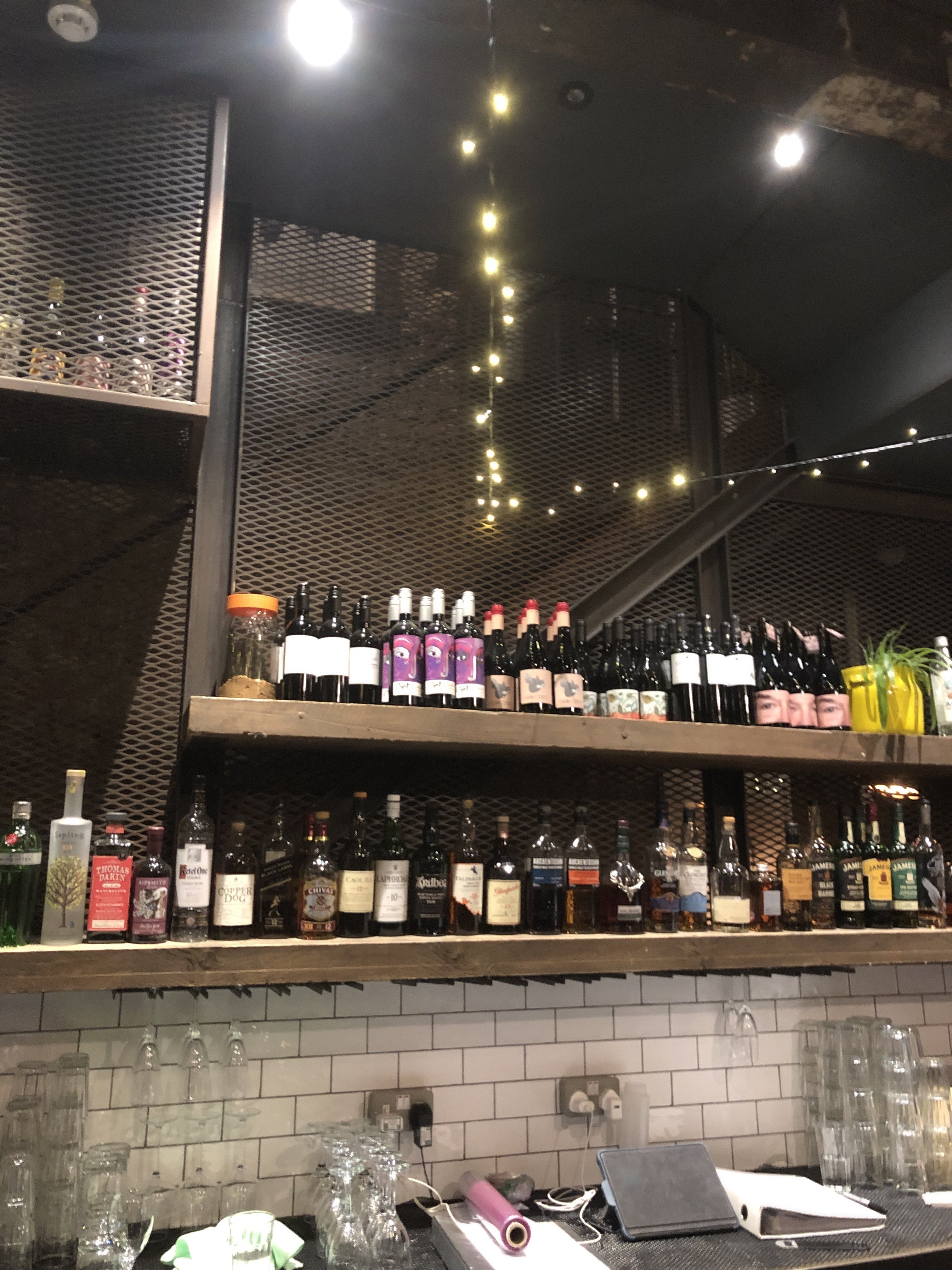 UK photos - Pub “Elgin - Maida Vale” near Little Venice｜ted2lasvegas