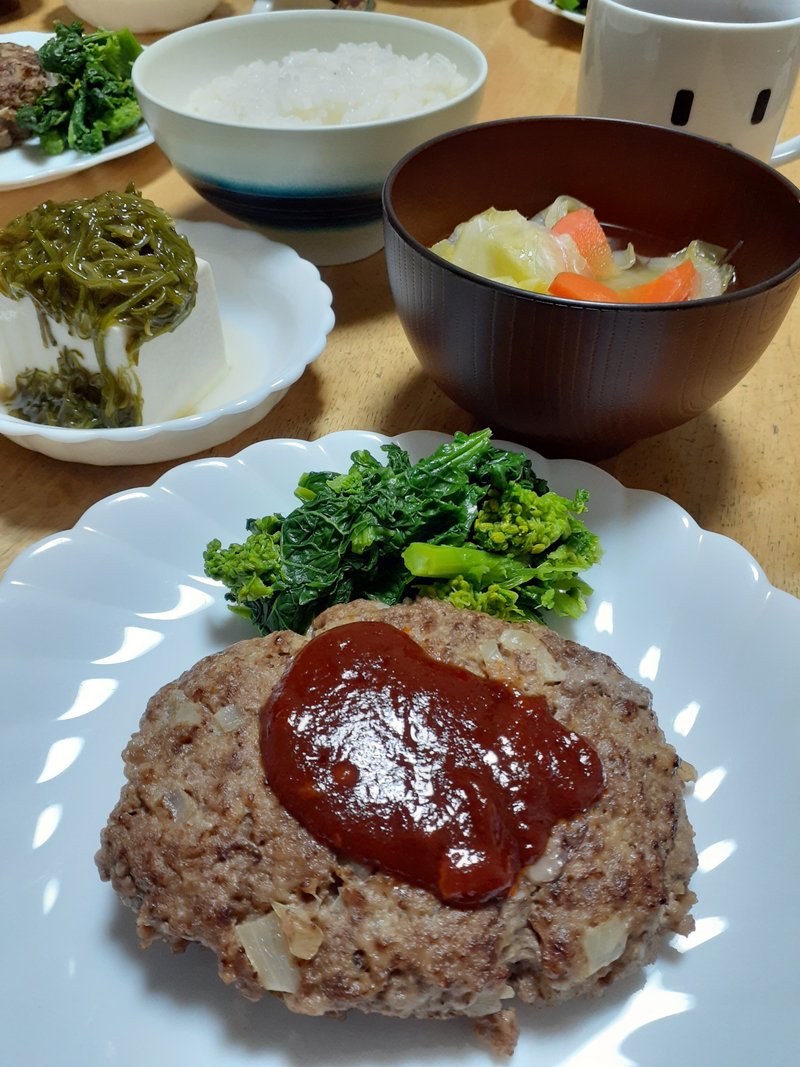 『娘と奥さんの手作りハンバーグ』(塩分0.6g)｜guttyo｜note