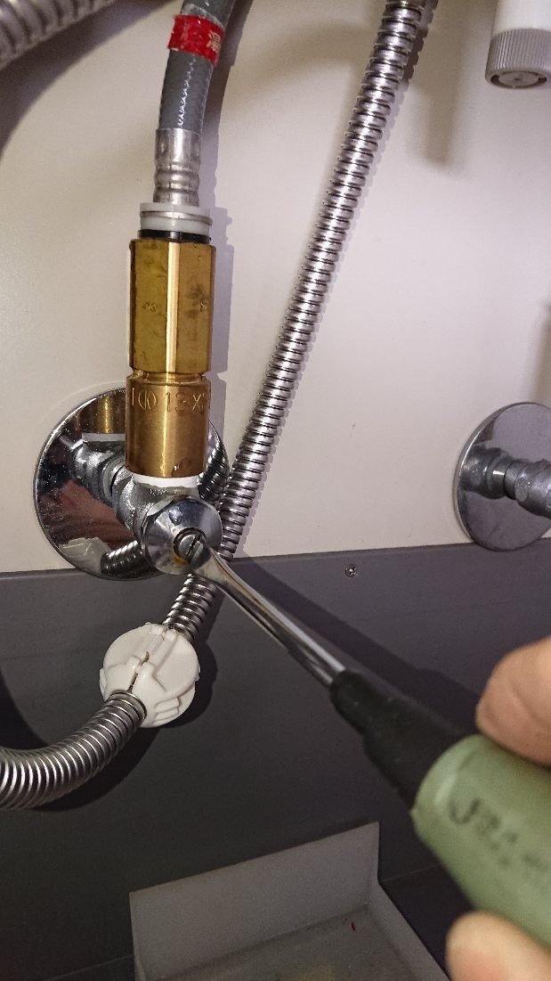 MYM(KVK) FB273-094 シングルレバー水栓修理｜\えそら／