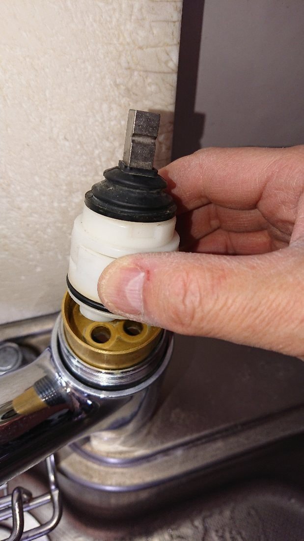 MYM(KVK) FB273-094 シングルレバー水栓修理｜\えそら／