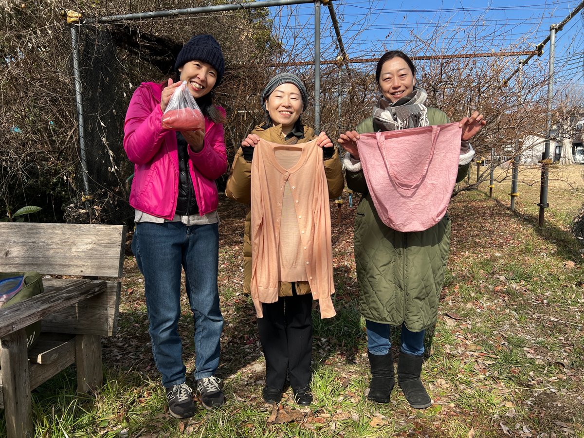 椿と山茶花の花びら染め♪｜reiko