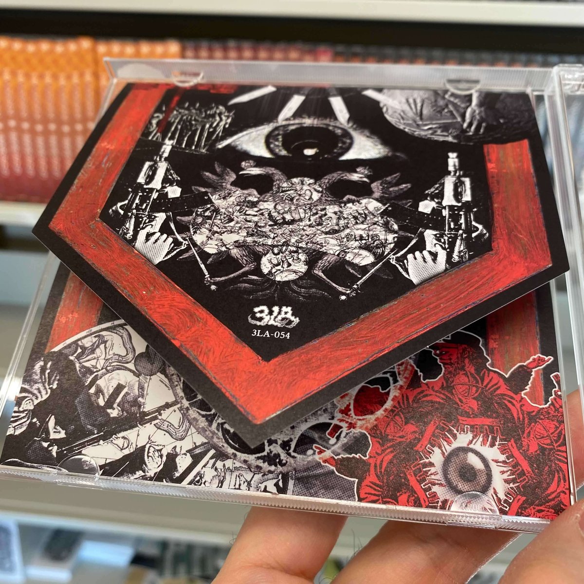 「リバイバルだけがハードコアじゃない」 『偽救世主共』 からSWARRRMを再考する ( text by 行川和彦 )｜3LA