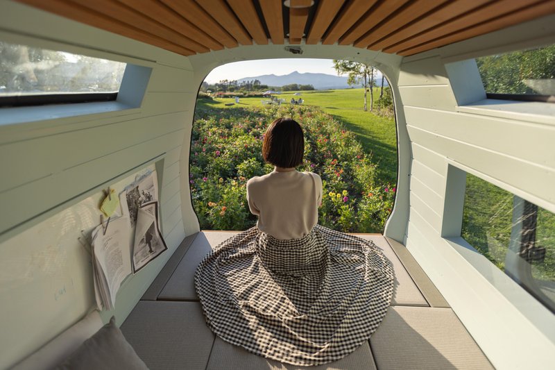 大学生が日本初キャンピングカーデザイン事務所を立ち上げた3つの理由｜宮本芽依｜バンライフ社長