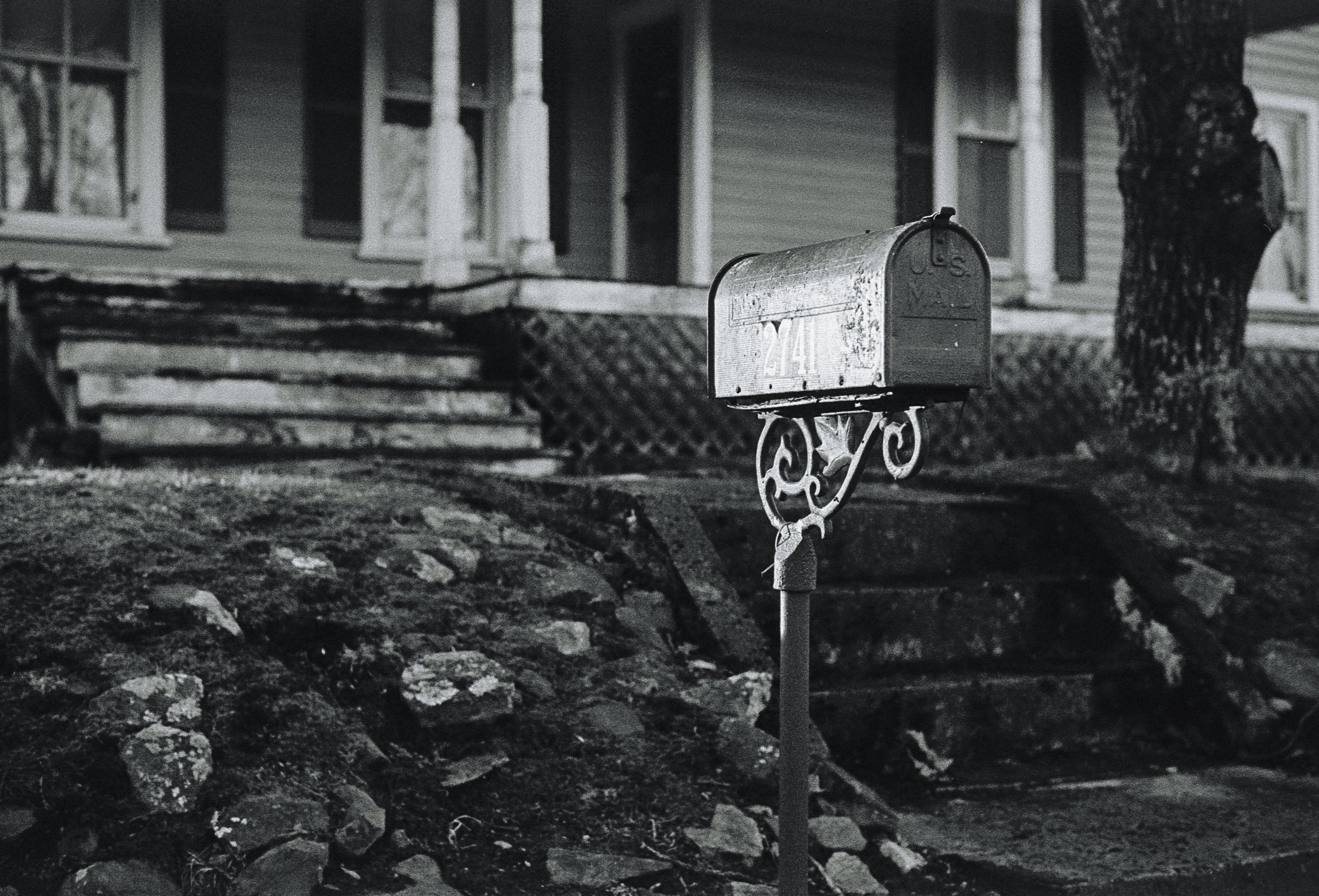 OLD HOUSE＜週末自家現像＞｜MOJA MOJA｜note