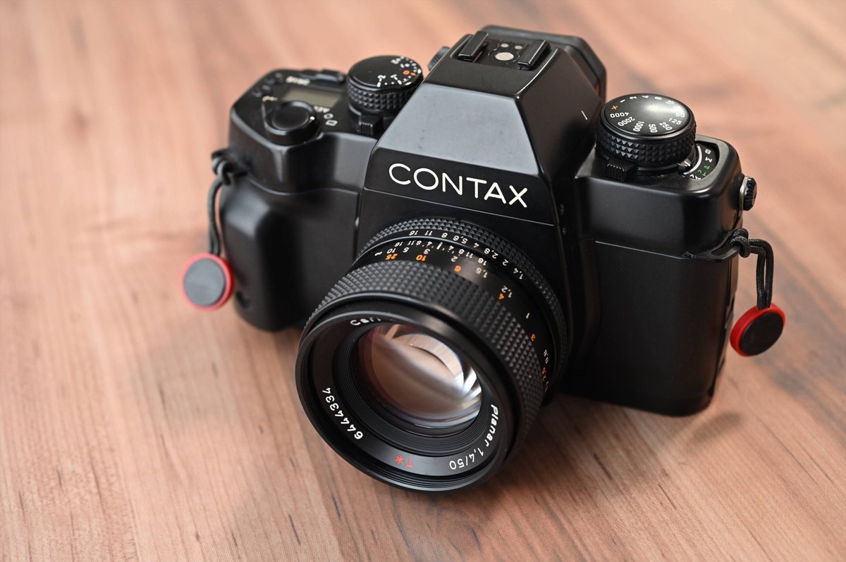 【世界一美しい一眼レフ】CONTAX ST x PLANAR 50mmF1.4｜pepepe