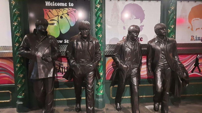 Please Place Me⑤リバプール・イン・ブロンズ～行政の街角～【中編】｜マリー西澤｜note