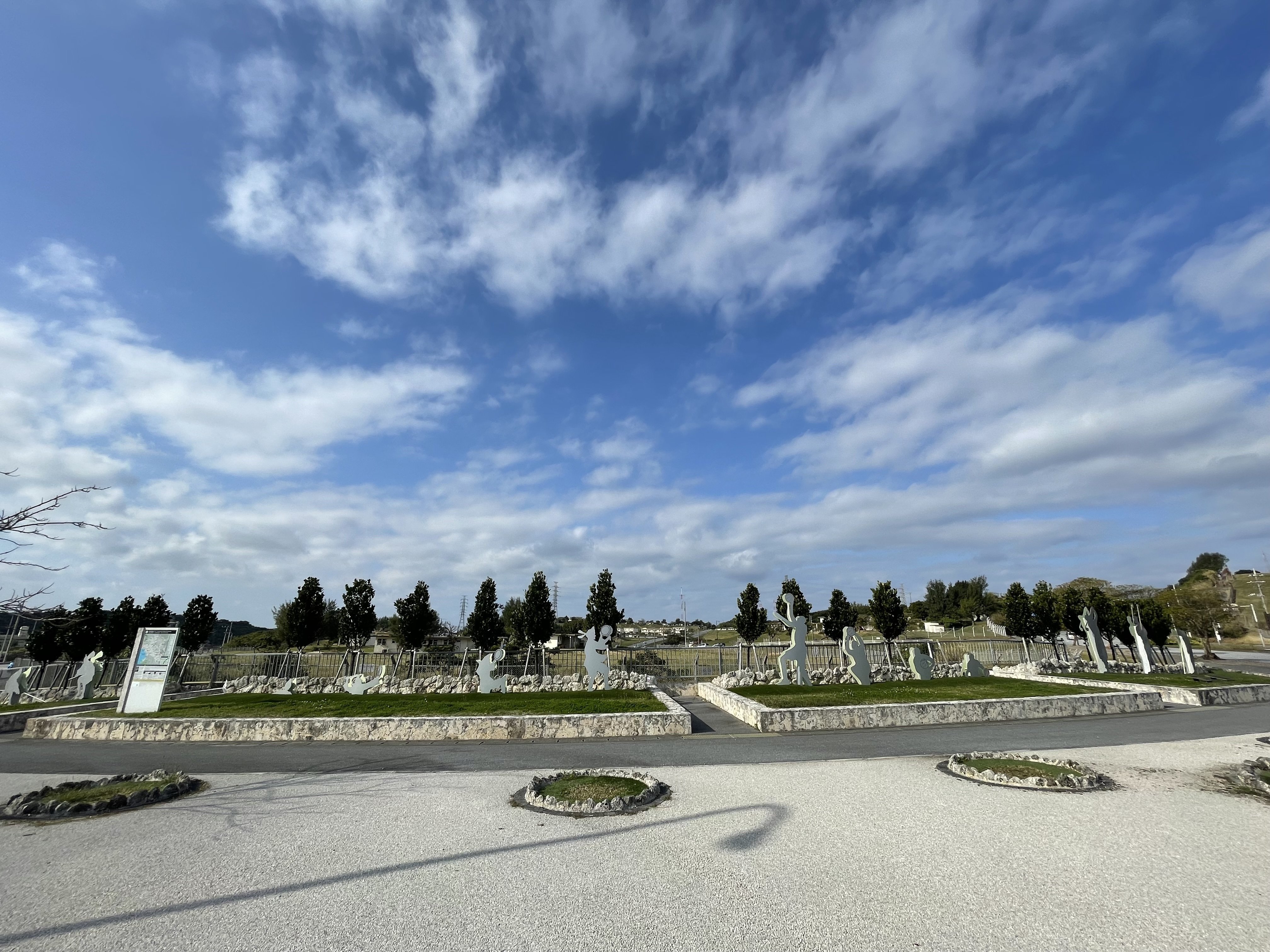 ウォーキング169日目 ライカム交差点にあるスポーツ関係のモニュメントパート2です。｜38gi.ryu｜note