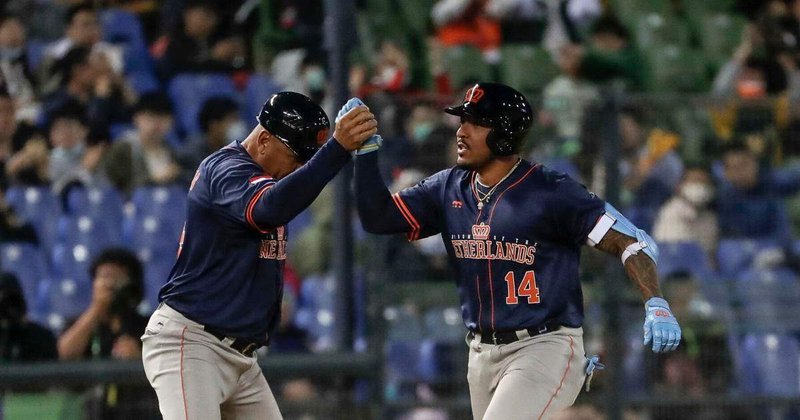 WBC2023 ユニフォーム的ベストナイン a.k.a. 第5回WBCをユニフォーム視点で振り返る特集｜タカヤマダイチ