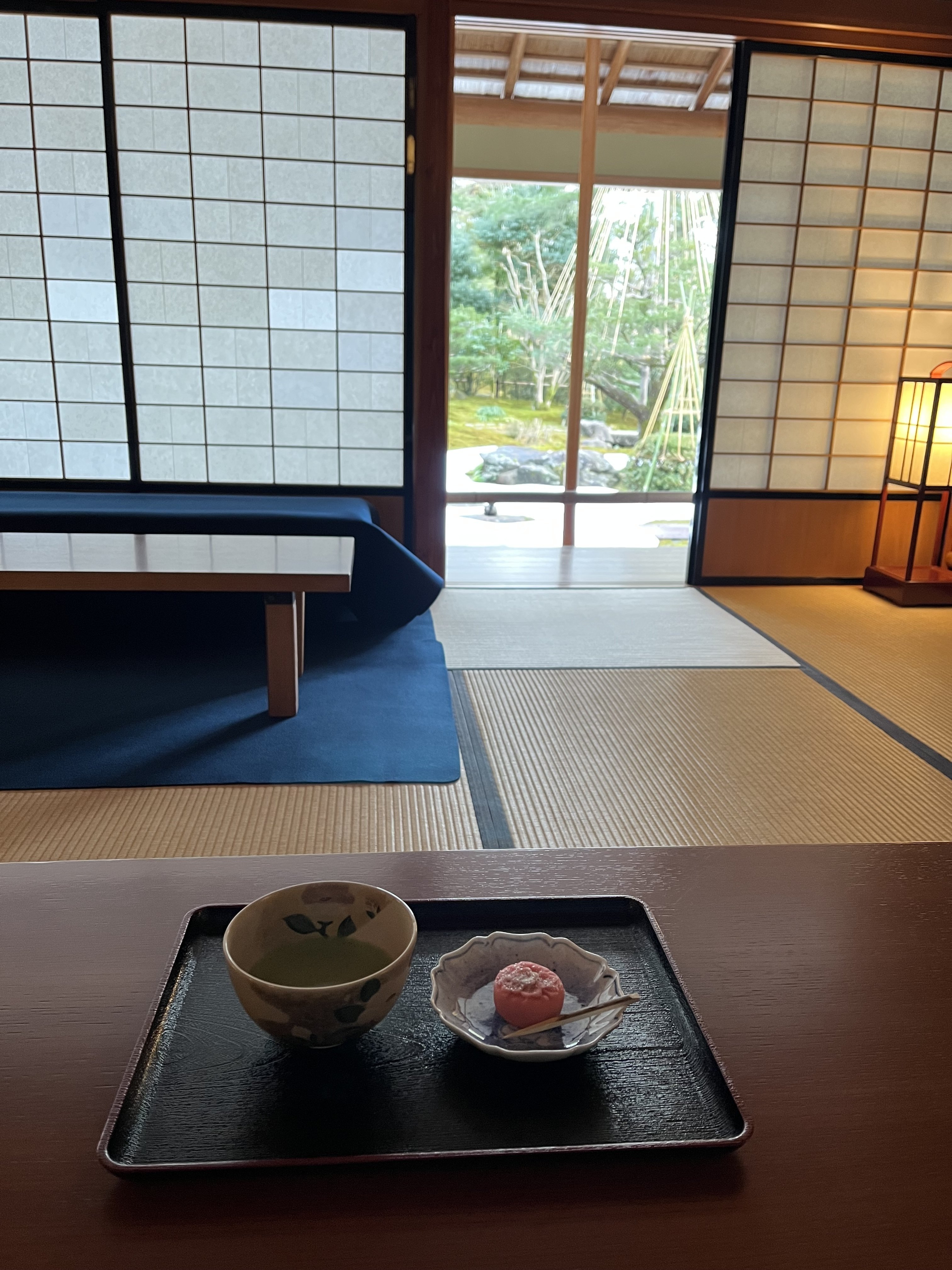 Traditional Japanese tea and cake in Kenroku-en｜Afternoon Tea For You｜note