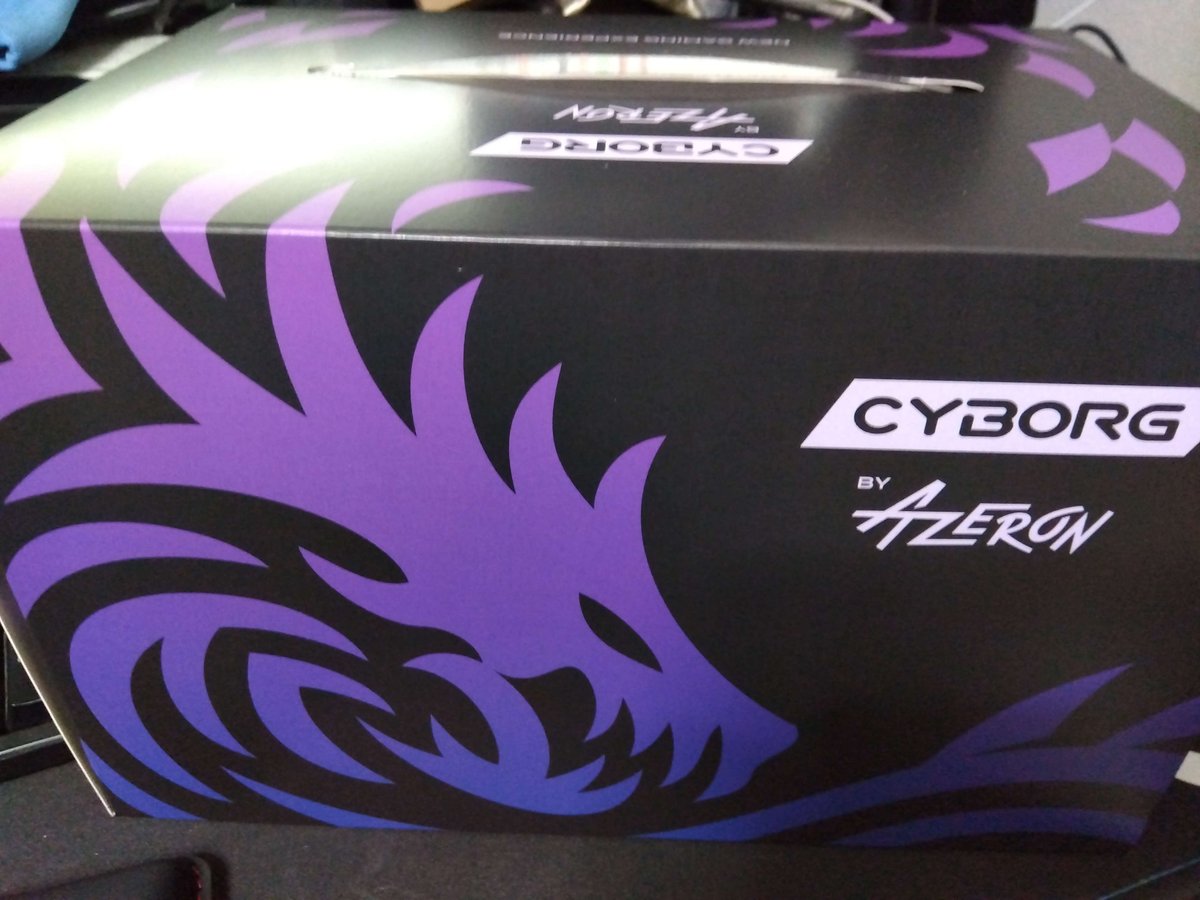 Azeron Cyborgによるゲームプレイ所感｜新卒社会人