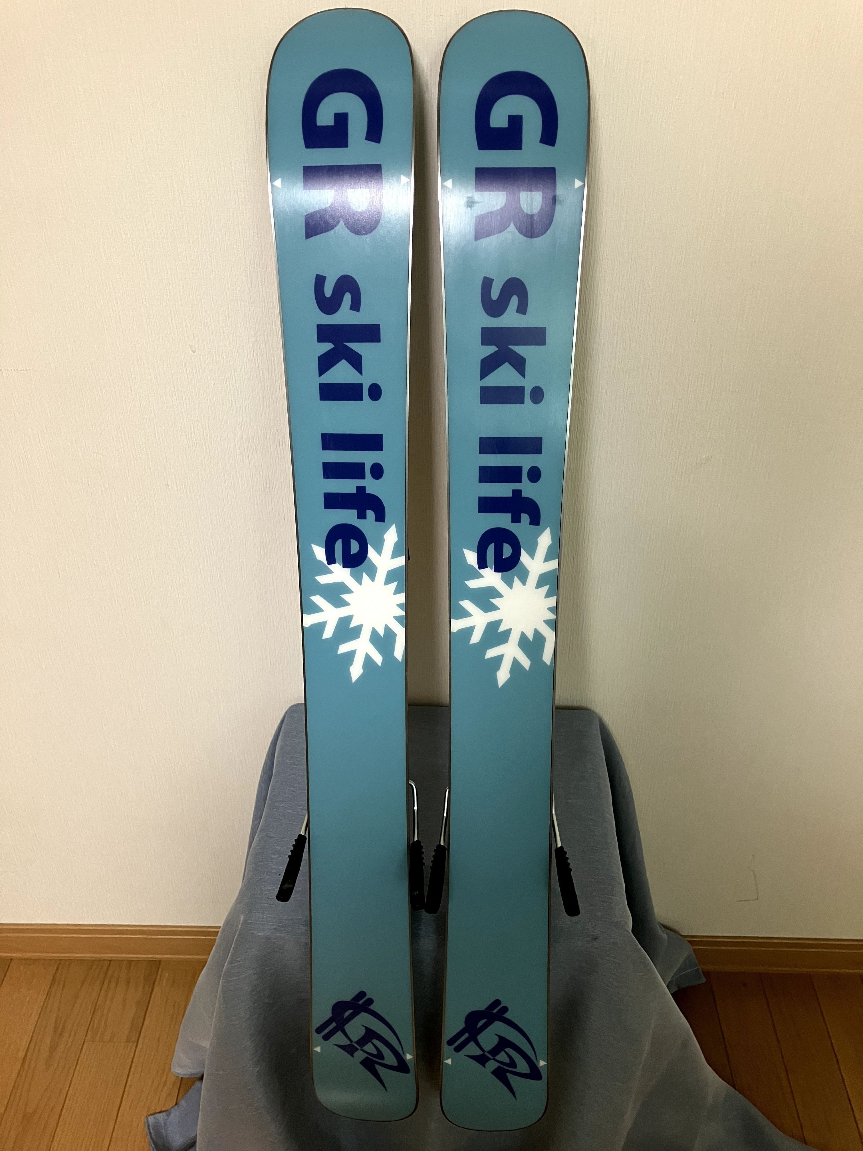 2023特別販売 「WhiteLand（旧モデル）BlackEdition 蔵出し品（SLR9.0GW） 35000円」｜GR ski life｜note