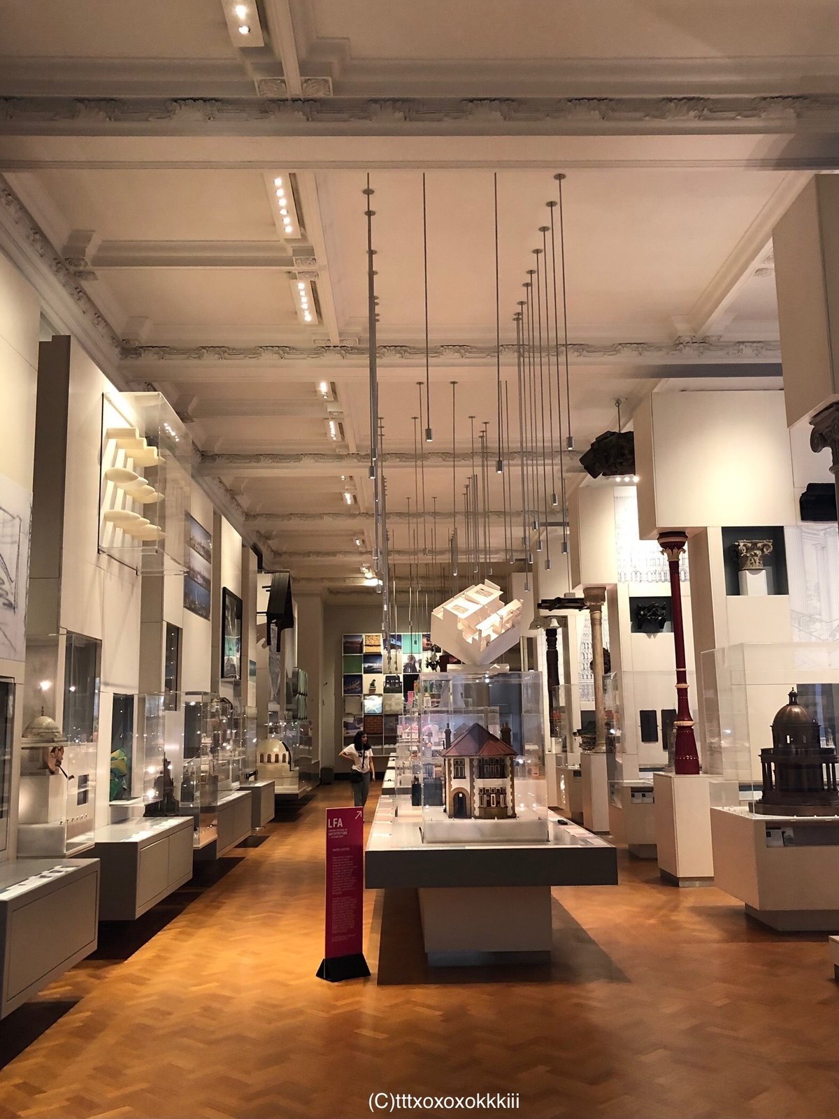 ヴィクトリア・アンド・アルバート博物館｜Toki Minami