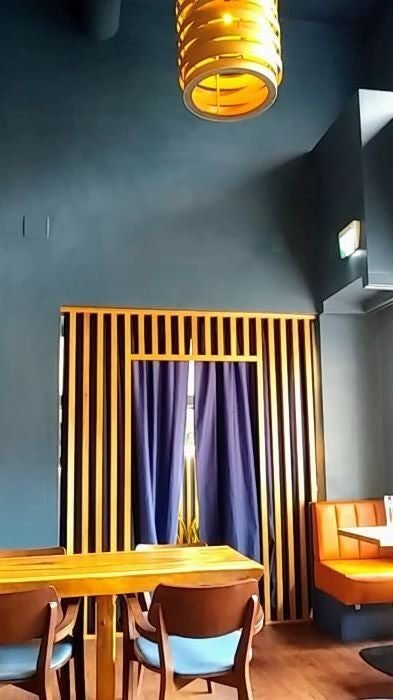 ライブラリアン憧れの聖地とマエストロの推しグルメ｜Catzania