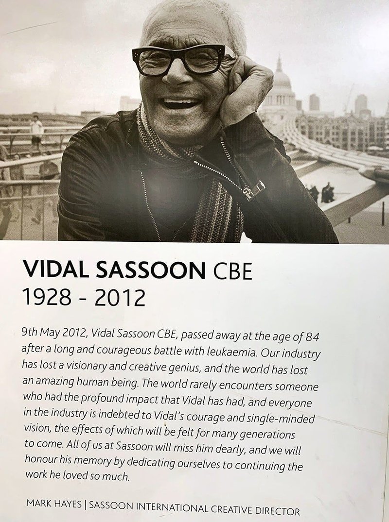 File 10. 今日5月9日は、11年前、Mr Vidal Sassoonがこの世を去った日です。あらためて、ご冥福をお祈りいたします。｜石井曜子