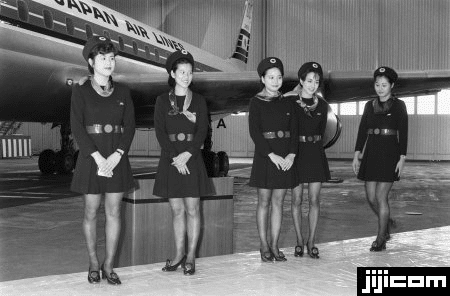 ミニスカートの歴史～「怒り」より「ご機嫌」に｜荒川和久／独身研究家・コラムニスト