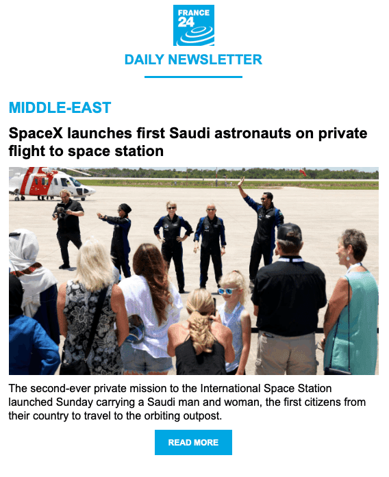 SpaceX社の宇宙へ飛び立つ有人ロケット。｜DigitalCreator