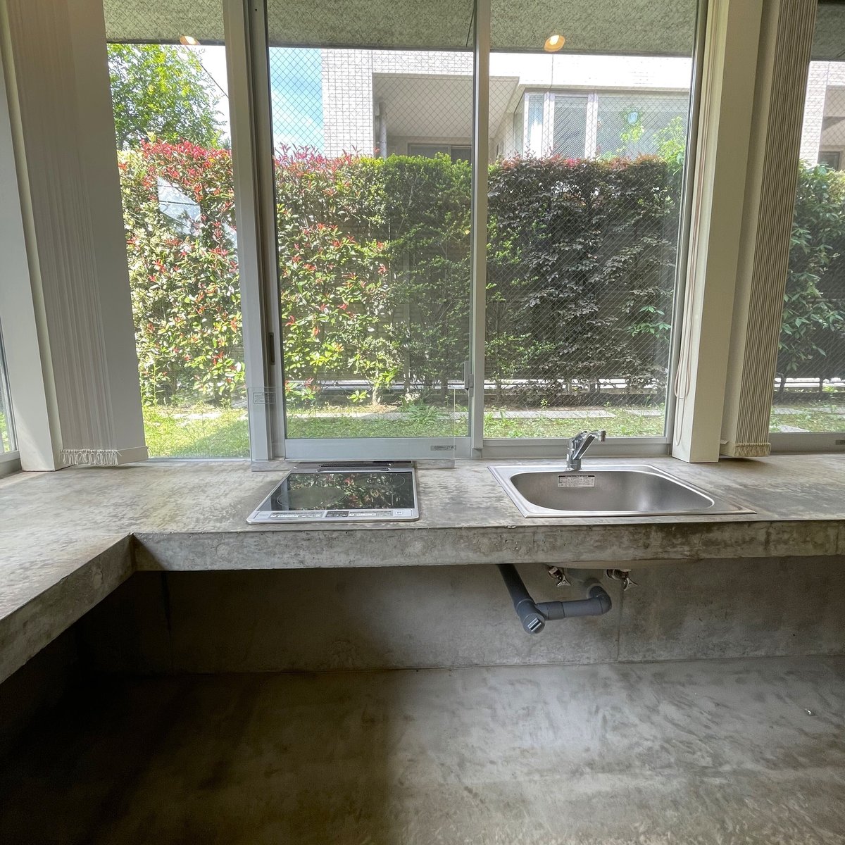 【キッチン＝玄関！】今回は渋谷まで16分の、まさかのキッチンが玄関の物件をご紹介！｜RoomPaのお姉さん