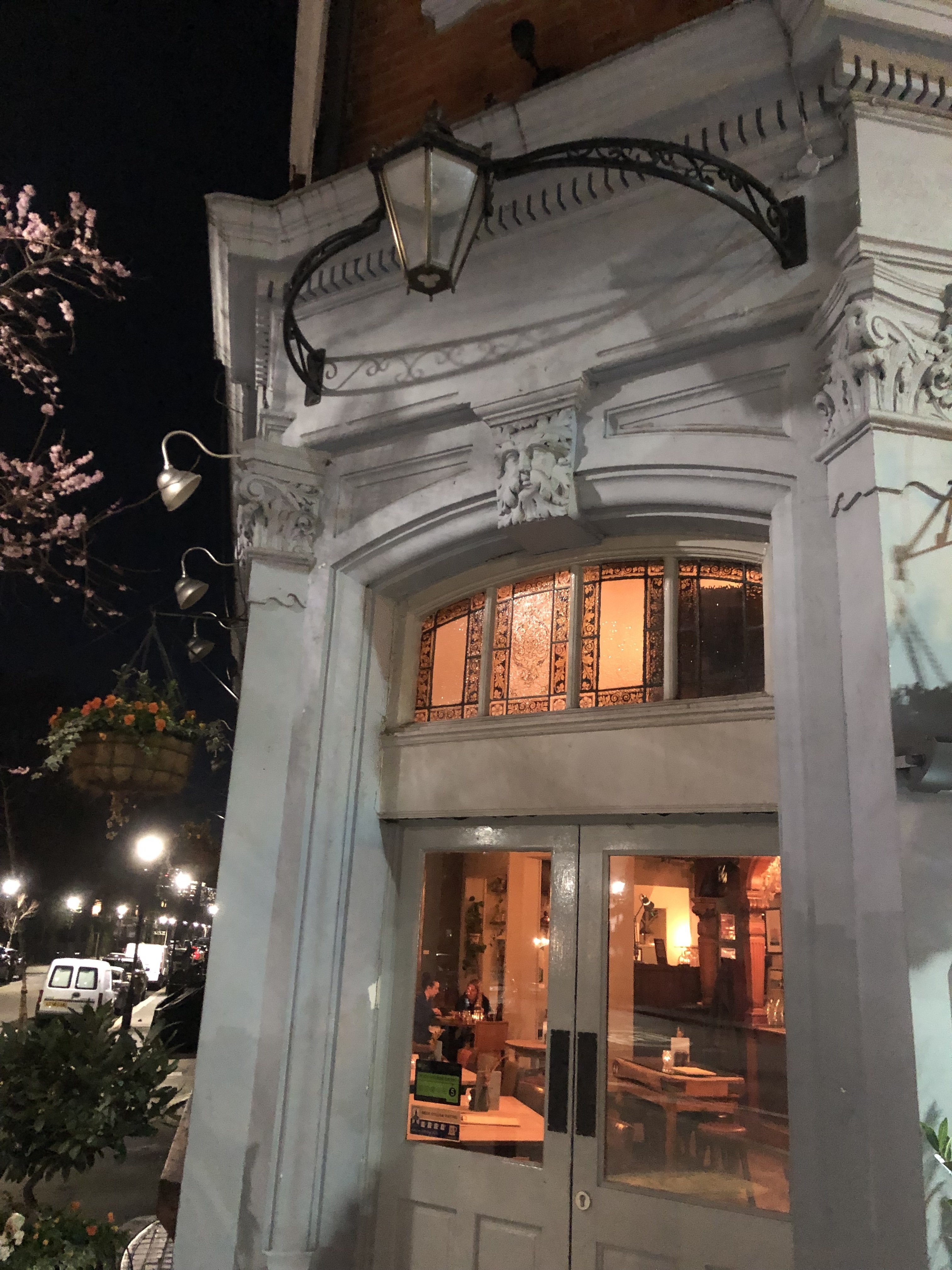 UK photos - Pub “Morgan Arms”, Mile End,East London｜ted2lasvegas