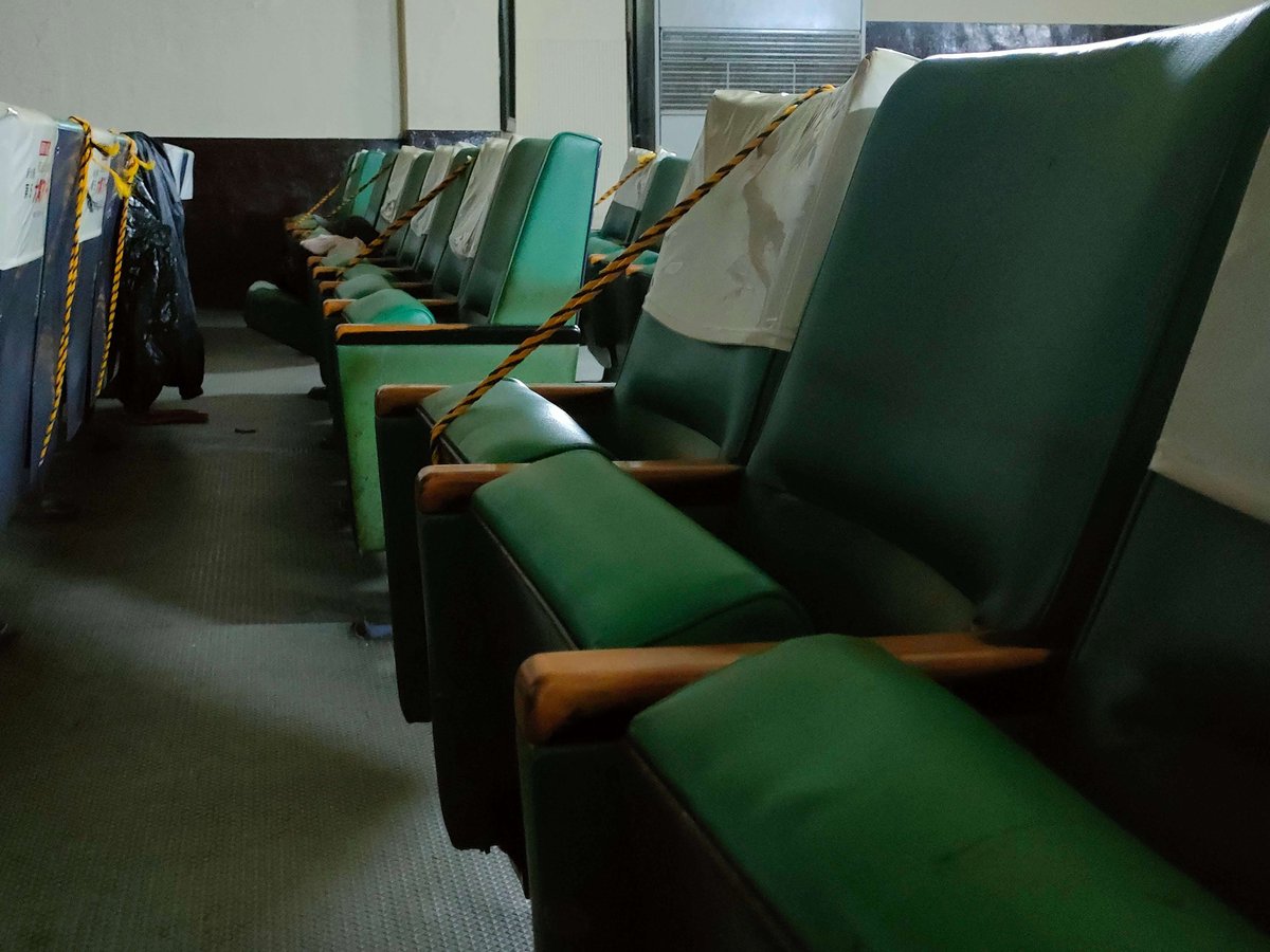 「新世界国際劇場」潜入レポート【噂の真相は…？】｜bitotabi